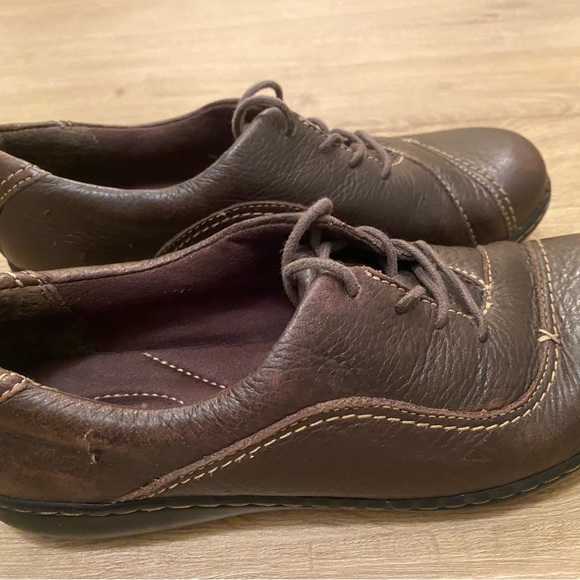 Clarks | Shoes | Clarks Bendables And Shoe Polish | Poshmark